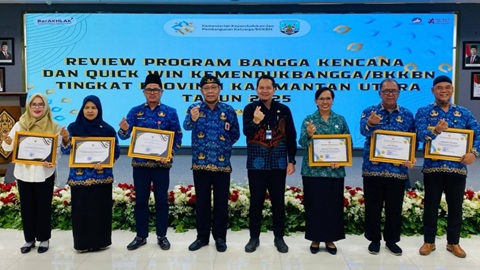 Review Program Bangga Kencana dan Quick Win BKKBN Tingkat Provinsi ...